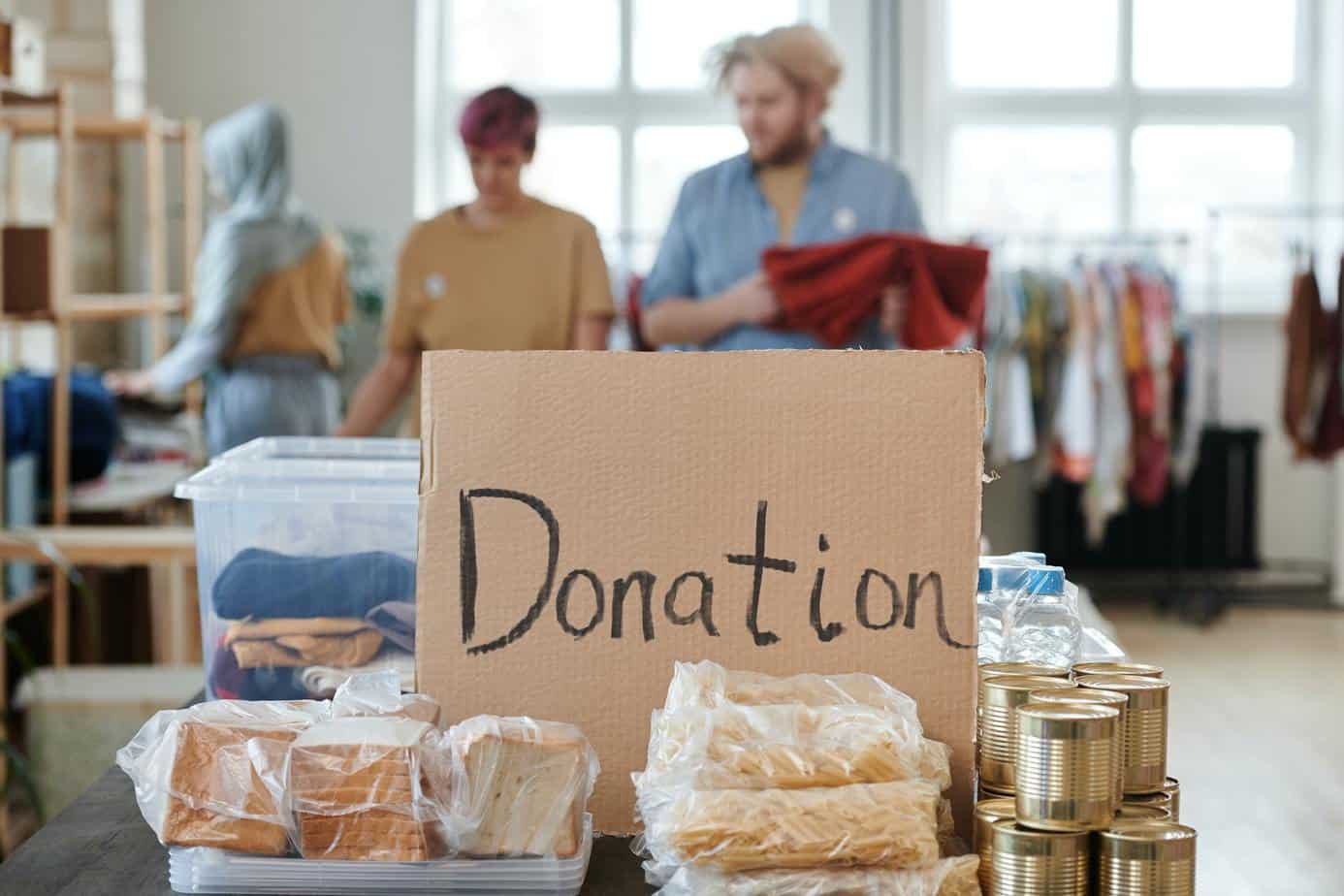 10 Best Food Bank Fundraising Ideas For Charity | WhyDonate